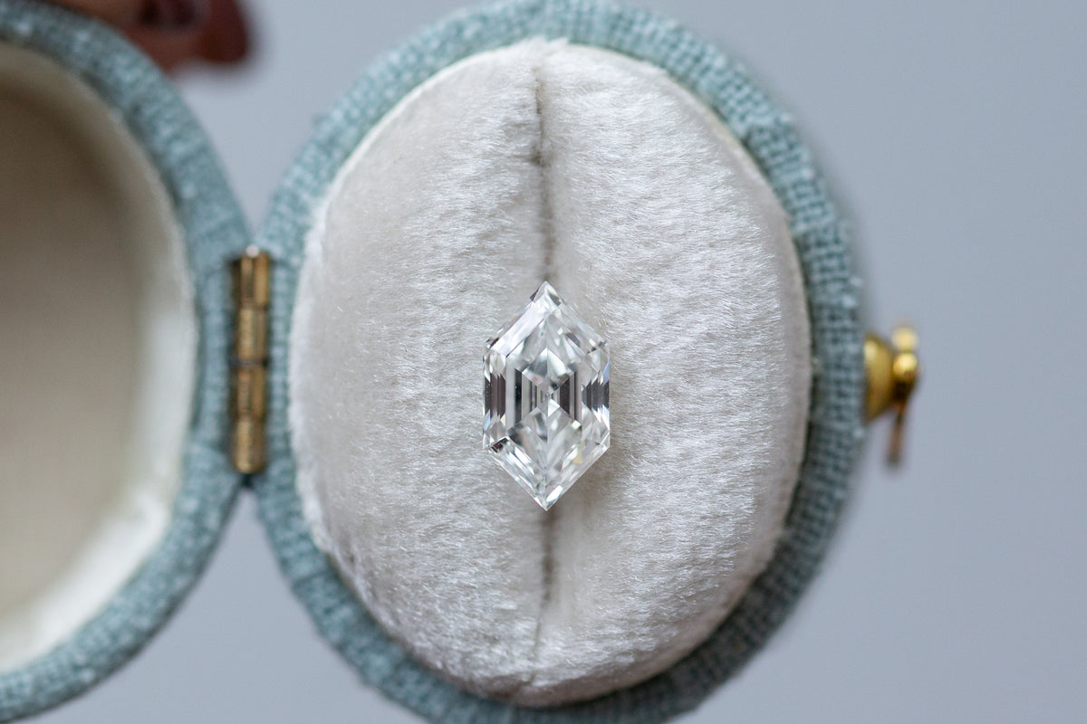 1.57ct Hexagon Lab Diamond, E VVS1 – Oore Jewelry