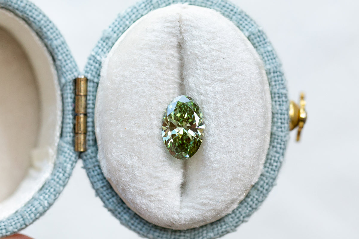 0.96ct Oval Fancy Vivid Green Lab Diamond – Oore Jewelry