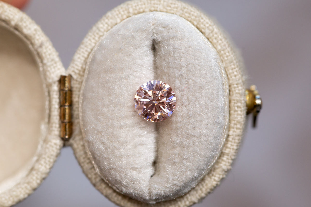 1.00ct Round Fancy Intense Pink Lab Diamond, VVS2 – Oore Jewelry