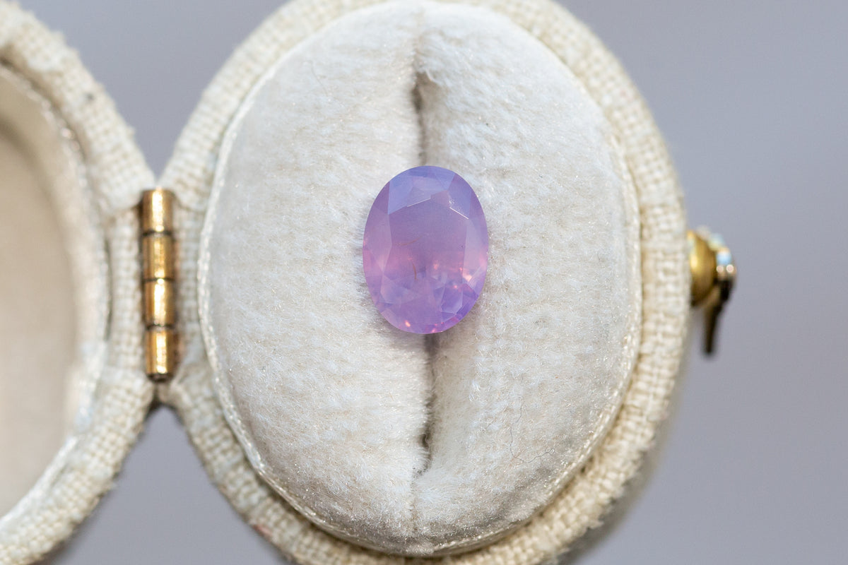 1.82ct Oval Opalescent Purplish Pink Sapphire – Oore Jewelry