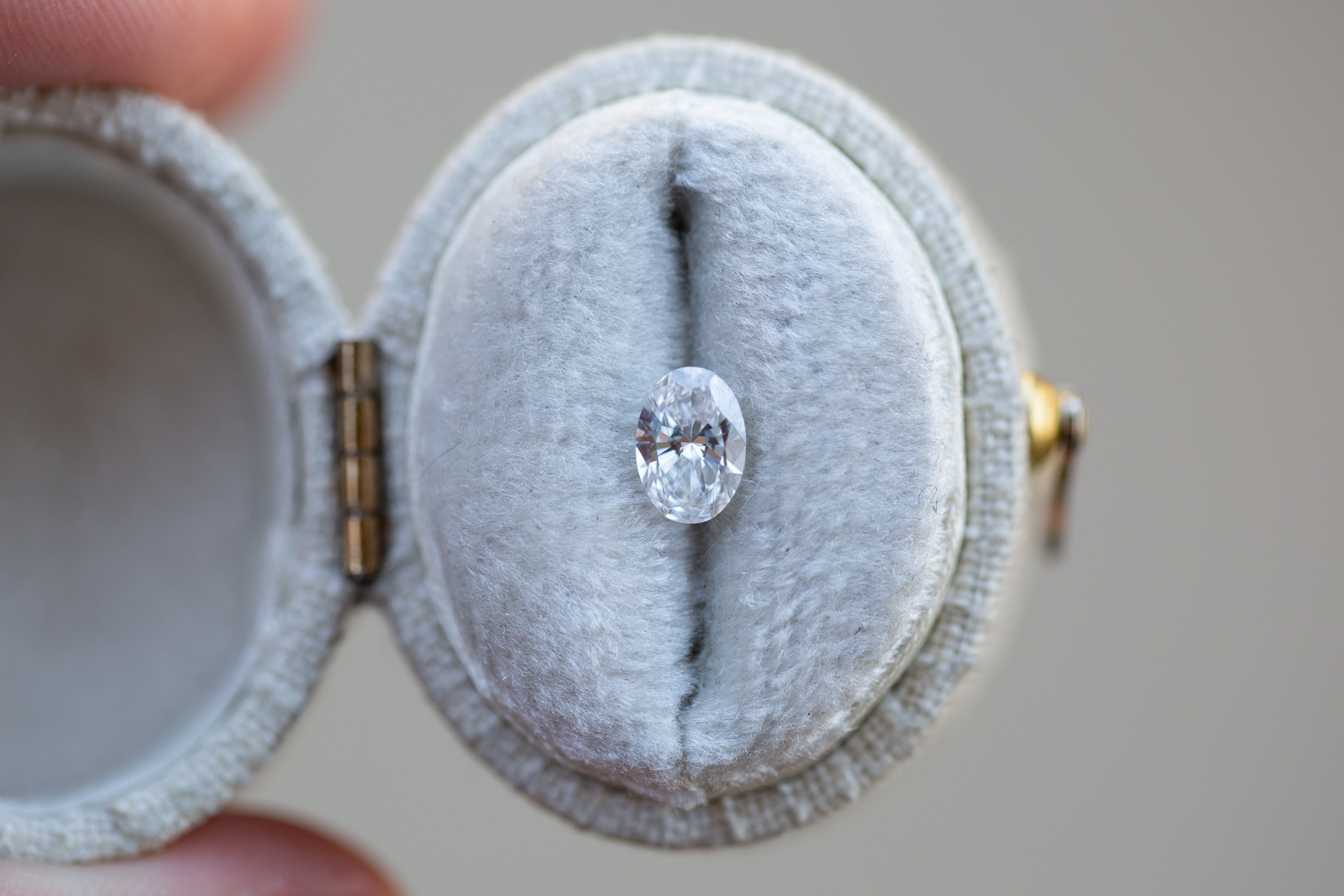 Oval diamonds – Oore jewelry