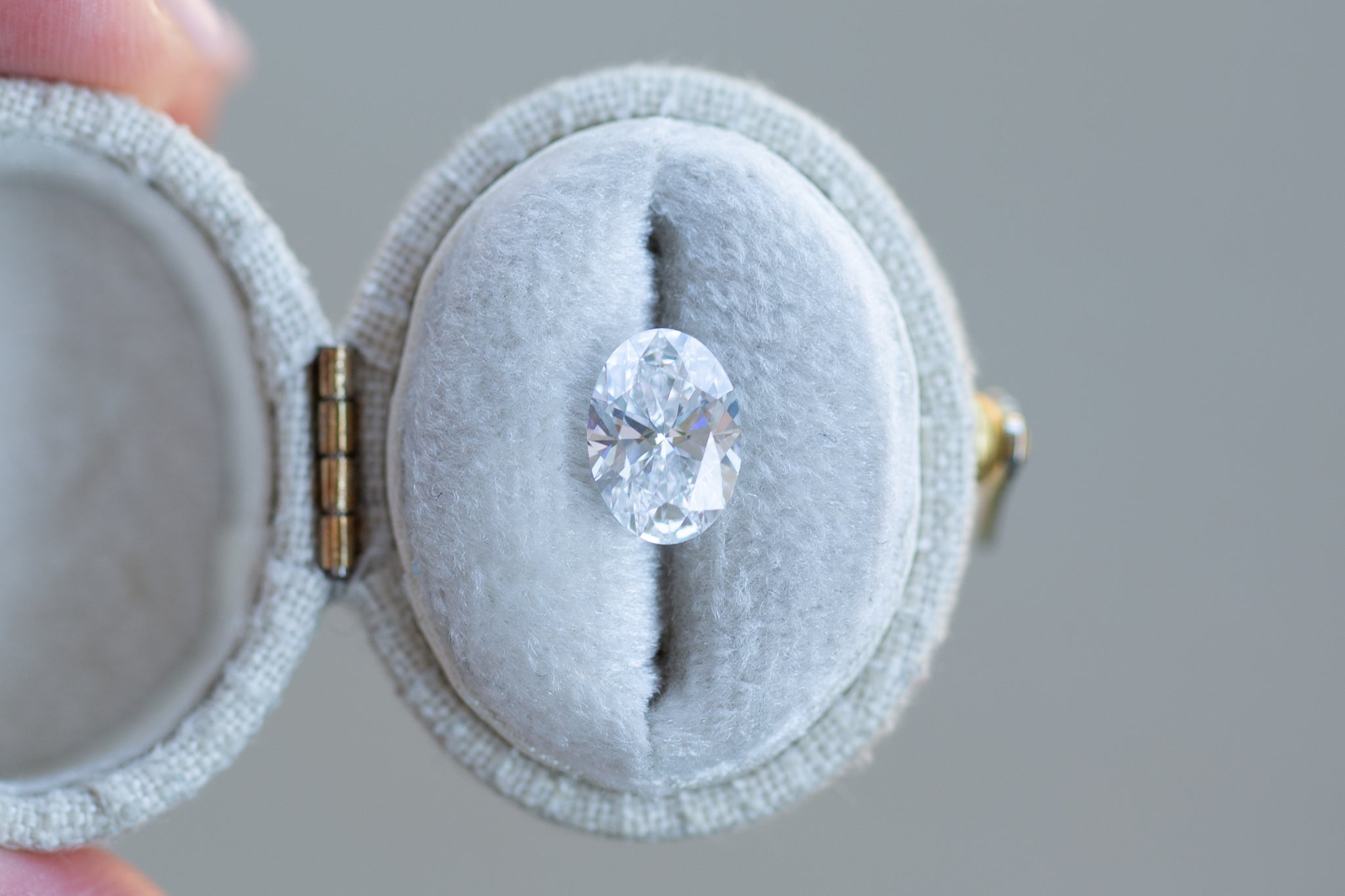 Oval diamonds – Oore jewelry